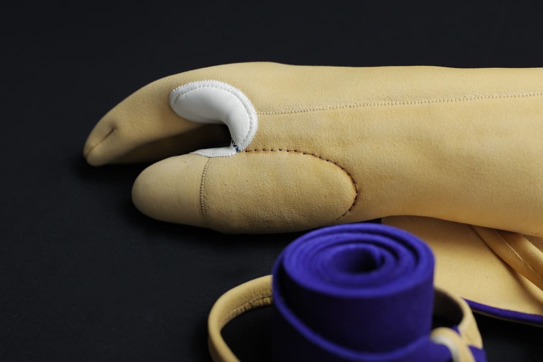 Shuri | Japan’s only domestic deerskin glove | Archery Tool Store in ...